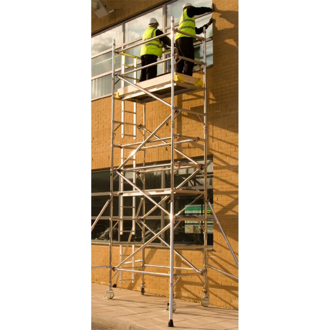 Boss Evolution Ladderspan Scaffold Tower - 850 Length 3.2m Height 1.7m