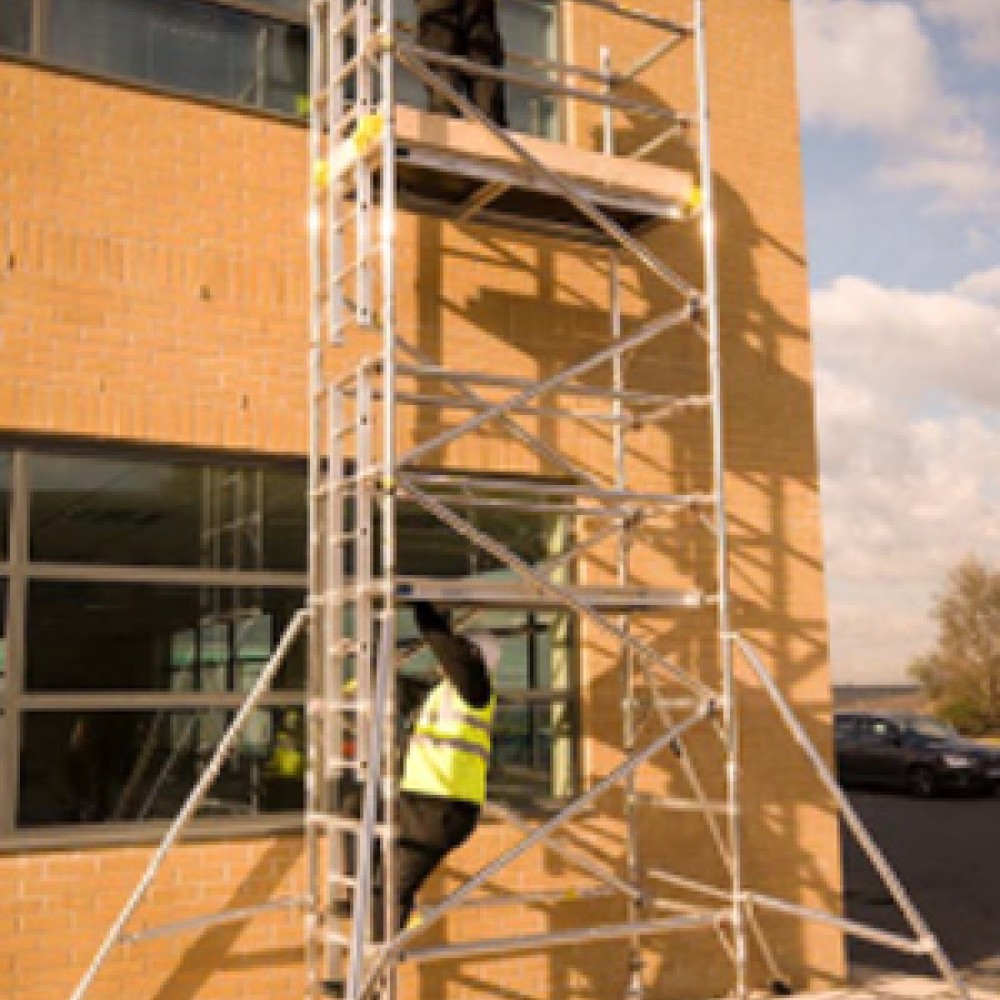 Boss Evolution Ladderspan Scaffold Tower - 850 Length 1.8m Height 6.2m