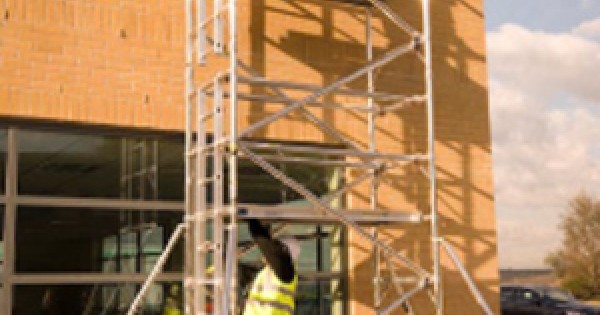 Boss Evolution Ladderspan Scaffold Tower - 850 Length 1.8m Height 6.2m